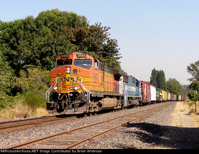 BNSF 5453 West